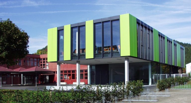 Spatenstich für Generalsanierung Realschule | Stadt Mühlheim an der Donau