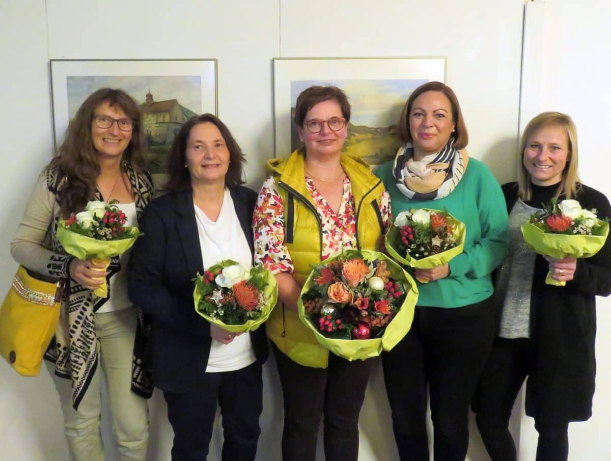 Stadtverwaltung dankt ihren langjährigen Mitarbeiterinnen | Stadt ...